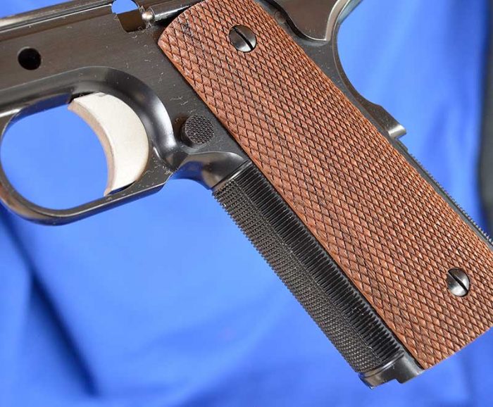 RENDITION OF A CLASSIC: Alchemy Custom Weaponry Prime - SWAT Survival ...