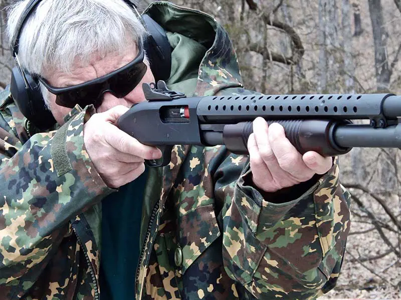 LONG GUNS: Mossberg 590A1 Retro Combat Shotgun - SWAT Survival ...
