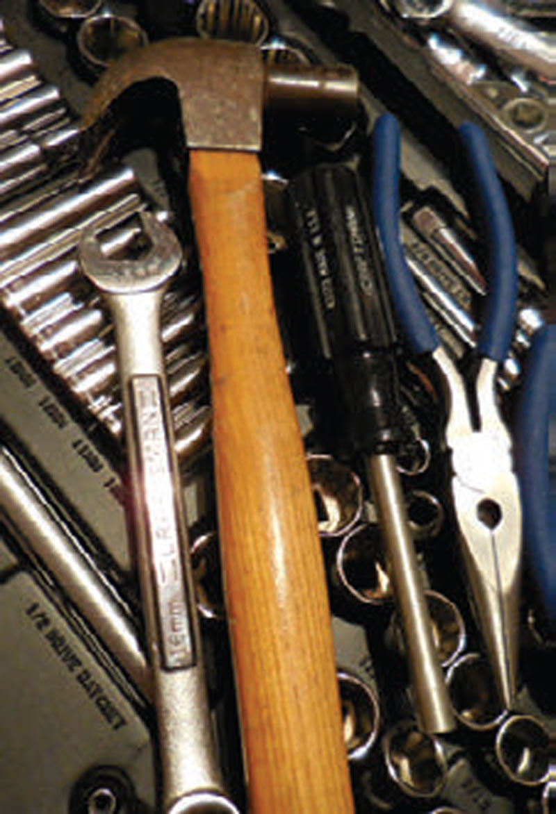 Eight Essential Survival Skills - SWAT Survival | Weapons | Tactics