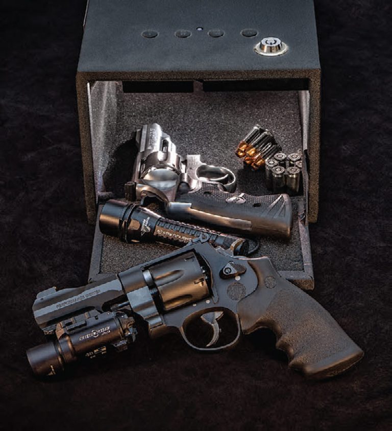 Smith & Wesson .45 Revolvers - SWAT Survival | Weapons | Tactics