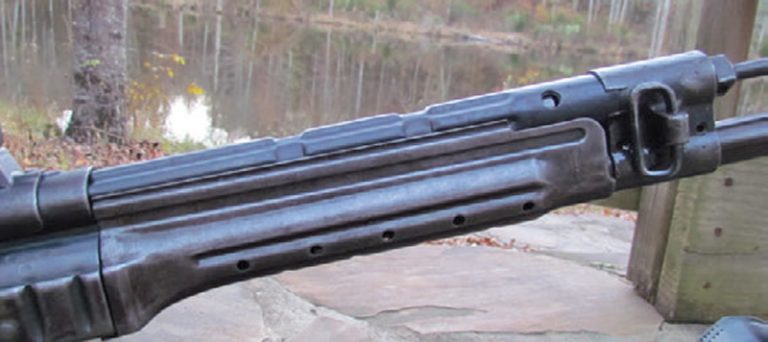 German MP44 vs Russian AKM - SWAT Survival | Weapons | Tactics