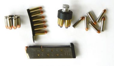 Carrying a Reload - SWAT Survival | Weapons | Tactics