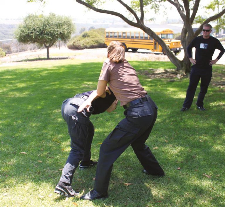 Blauer Tactical Systems LE/Mil Instructor Course - SWAT Survival ...