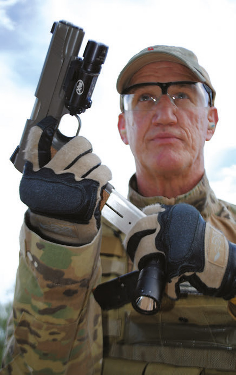 Universal Light Grip - SWAT Survival | Weapons | Tactics