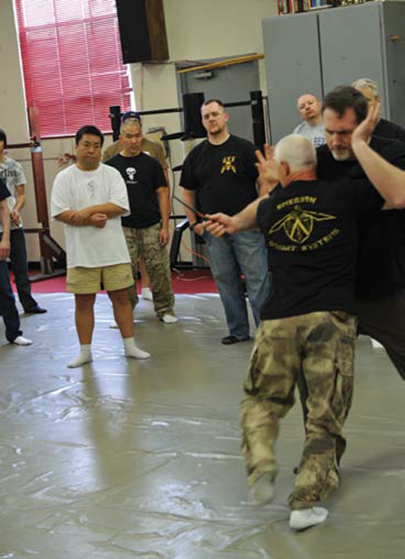 Emerson Knives Extreme Close Quarters Combat Course - SWAT Survival ...